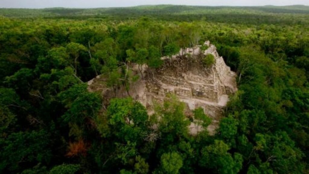 Zona arqueológica de Ichkabal, ciudad de gran importancia para los Mayas